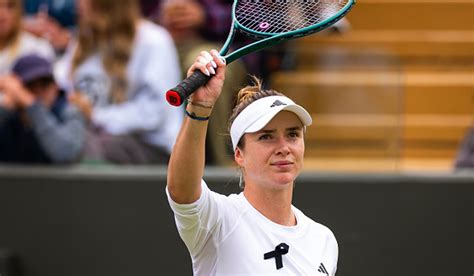 รวมรูปภาพของ ปกป้องบ้านเกิด สวิโตลิน่า นักเทนนิสสาวยูเครนเข้าร่วมกองกำลังป้องกันดินแดน รูปที่