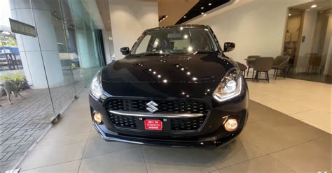 Maruti Suzuki Swift Zxi Black Edition At Dealership Up Close Video
