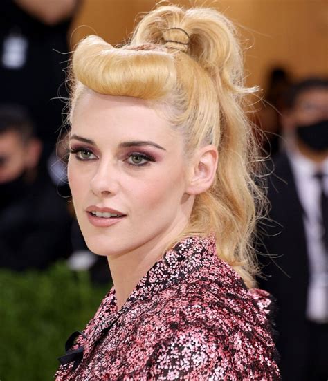 Most Famous Kristen Stewart Hairstyles To Copy