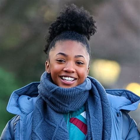 Leah Jeffries Age, Net Worth, Boyfriend, Family and Biography (Updated 2023) - BigNameBio