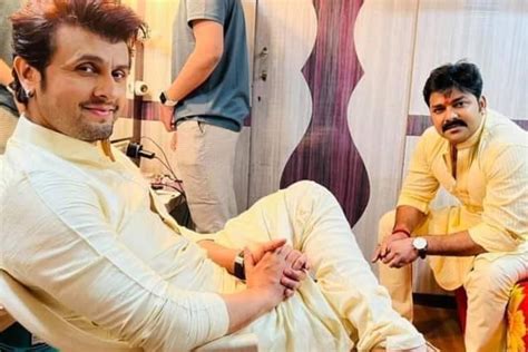 Chhath Puja इस छठ Sonu Nigam के साथ तहलका मचाएंगे Pawan Singh