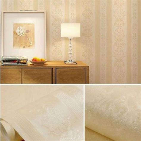 Jual WALLPAPER STIKER DINDING KREM POLOS BERTEKSTUR SALUR BUNGA RUANG