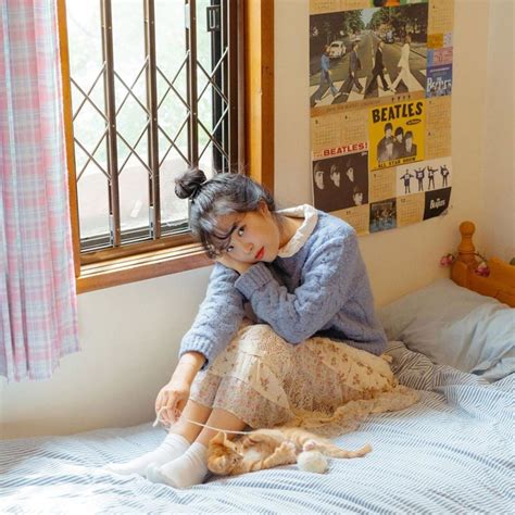 Kelewat Mirip Potret Kim Cheong Ah Fotografer Korea Yang Persis Iu