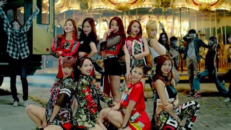 Twices Like Ooh Ahh Becomes Their 3rd Mv To Reach 200 Million Views