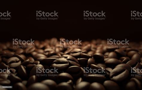 다크 갓 구운 커피 콩 3d 렌더링 배경 맨 위 보기입니다 커피 콩의 질량을 닫습니다 가득 찬에 대한 스톡 사진 및 기타 이미지 가득 찬 갈색 개체 그룹 Istock