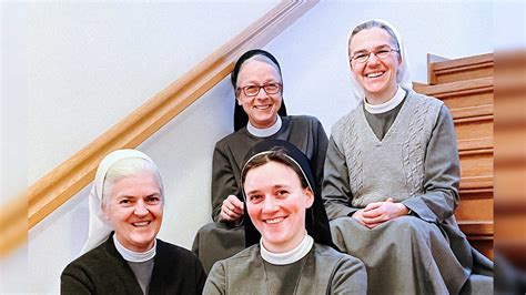 Ein Kloster Als Wg Nonnen Auf Ungewöhnlicher Mission Heimatliebe