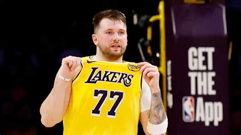 Luka Doncic Feeling The Love After Lakers Debut While Mavs Fans Melt Down