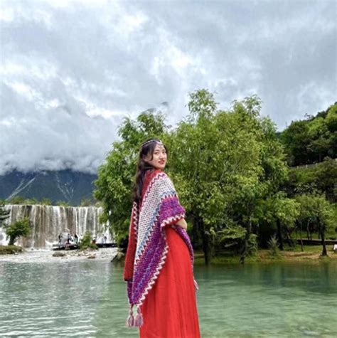 优质嘉宾推荐甜美！92年教师女孩： “希望他人品好！靠谱！” 360娱乐，你开心就好