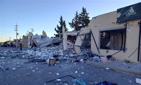 Explosión causa colapso de media docena de locales al sur de Saltillo
