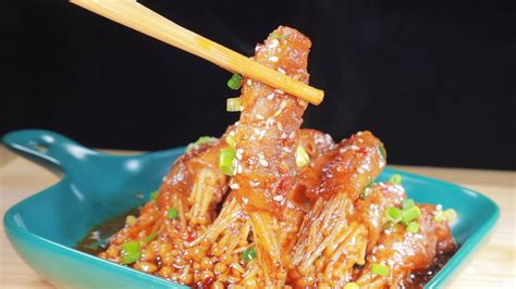 10分钟搞定，无敌下饭的金针菇肥牛卷，好吃下饭，拌饭无敌好吃 Youtube