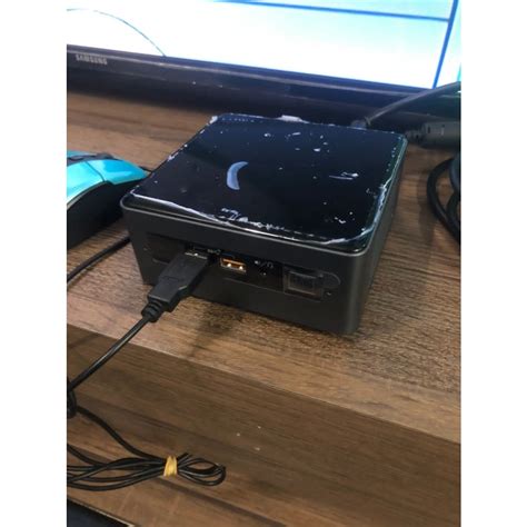 Intel® Nuc Kit Nuc8i7beh 8th Generation Intel® Core™ I7 8559u Processors 8gb Ram 240 Ssd