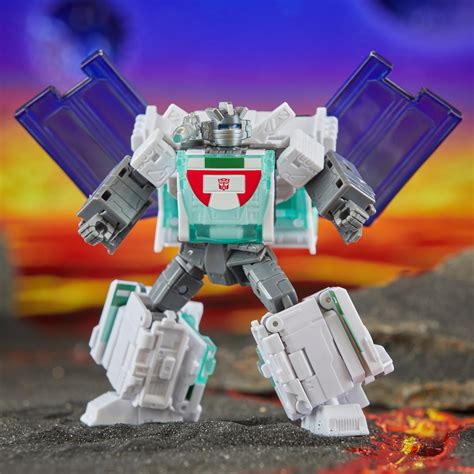 Transformers Legacy United Origin Wheeljack Review Surveillance Port