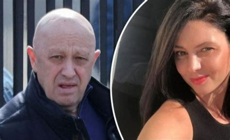 Siapa Kristina Raspopova Berikut 5 Fakta Pramugari Cantik Jet Pribadi