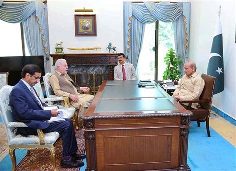 Former Mayor Rawalpindi Sardar Naseem Calls On Prime Minister Muhammad