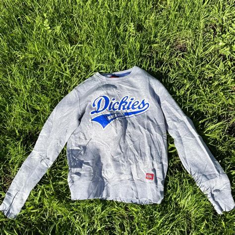 Dickies Jumper ꨄ ♐︎ Tag Says Fits Small To Medium Depop