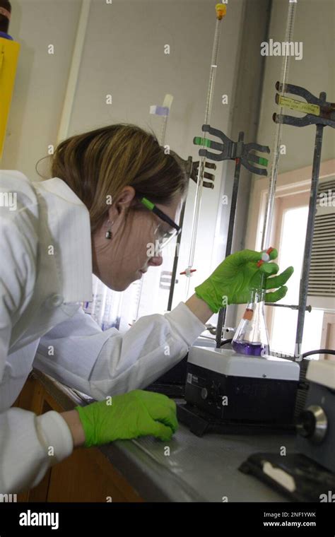 University Of Wisconsin Superior Senior Biology Major Jillian Holm Of Superior Wisc Uses A