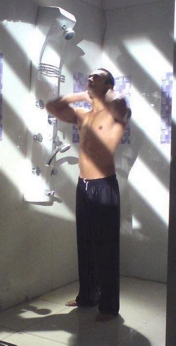 Shirtless Bollywood Men Karan Singh Grover