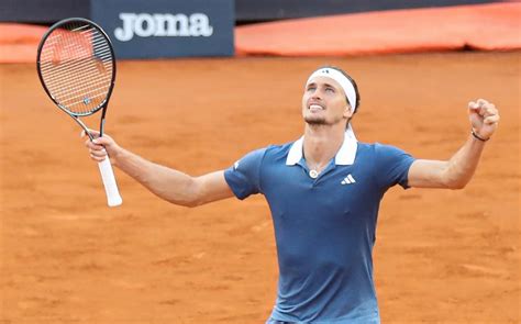 Zverev Mantiene Viva La Llama Del Campeón En Roma