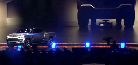 Ram Robot Charging หุ่นยนต์ชาร์จอัตโนมัติ ช่วยประหยัดค่าใช้จ่าย รถ