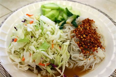 ขนมจีนน้ำปลาร้าต้ม สูตรง่ายๆ อาหาร หัวหอม