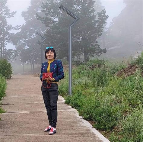 Paparazzi Mn Хип хоп холбооны Ерөнхийлөгч Ш Батбаяр буюу Баавар ахын минь ажлын ард 100 хувь