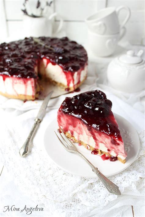 Перфектният чийзкейк без печене със сладко от вишни No Bake Morello Cherry Cheesecake