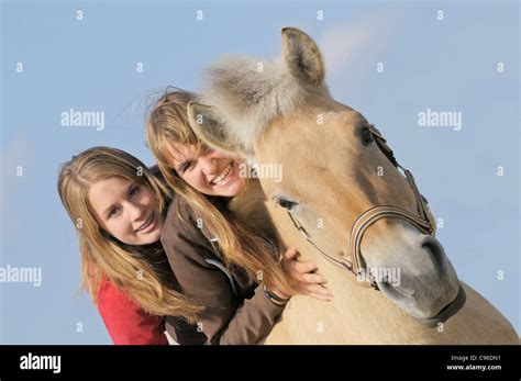 Ragazze Norvegesi Immagini E Fotografie Stock Ad Alta Risoluzione Alamy