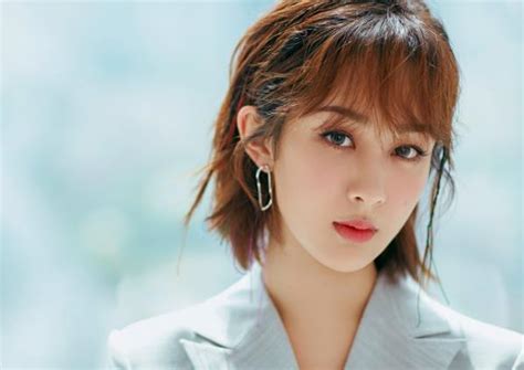 杨紫的出生日期杨紫生肖属什么的？杨紫的生辰八字明星生辰八字 大家找