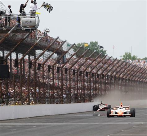 Dan Wheldon Wins Stunning Indy 500 After Jr Hildebrand Crashes