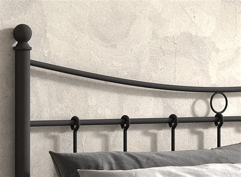 Bed Sacha Meubelen Loncke