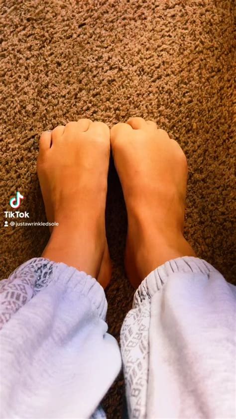 Sun Kissed Feet Rtiktokfeet