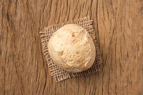 Pao De Queijo 브라질에서 치즈 빵 공 이다 로 알려진 Chipa Pandebono 하 고 Pan De Yuca 소박한
