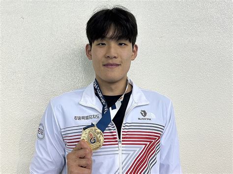 105회 전국체전서 대회신기록 세운 수영 김영범 연합뉴스