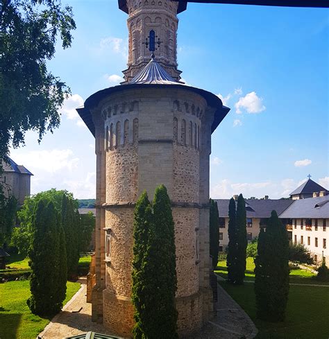 Dragomirna O Manastirea Unica In Suceava Holiday And Trips