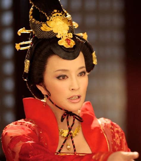 對武則天的人動心思，上官婉兒被處黥刑 每日頭條