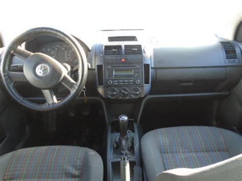 far dreapta volkswagen polo 9n 2006 hatchback 1 2 sh de vanzare cu