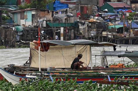 23 Dead As Boat Capsizes In Lake Near Manila