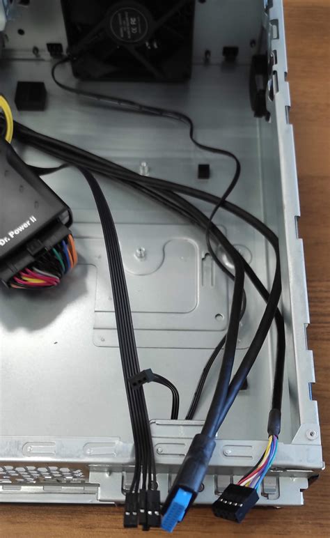 Обзор от покупателя на Корпус POWERMAN EL501 black mATX 6116779 300 Вт ...