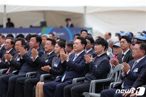 평택~오송 고속철도 2복선화 사업 착공 축하하는 윤 대통령 네이트 뉴스