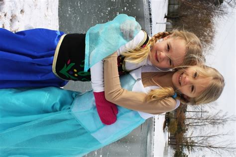 Diy Anna Costume From Frozen Homemade Frozen Costume