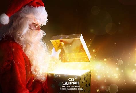 똑똑똑 산타 왔어요🎅🏻패키지 12월의 겨울과 함께 찾아온 산타가 다이닝 메뉴와 함께 객실로 찾아갑니다