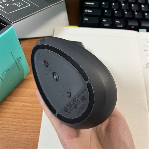 Logitech Mx Vertical Ergonomic Mouse Computers And Tech Parts