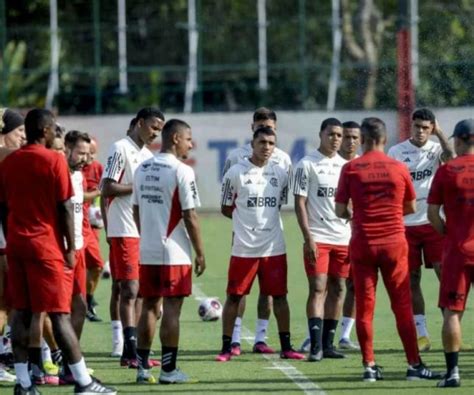 Notícias Flamengo embarca neste domingo para Equador foco no