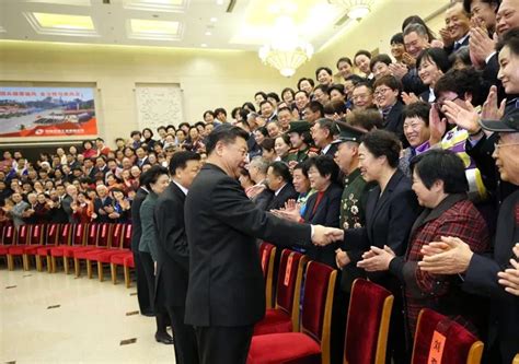 习近平在全社会大力弘扬家国情怀 时政 人民网