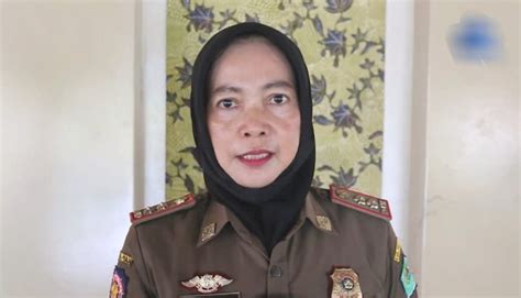 Ngaku Nempel Sama Wartawan Camat Tlanakan Pamekasan Faktanya Viral Di
