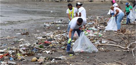 Anuncian Limpieza De Playa En Costa Del Este