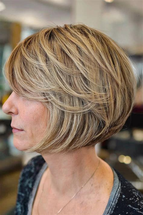Haircut Stacked Bob
