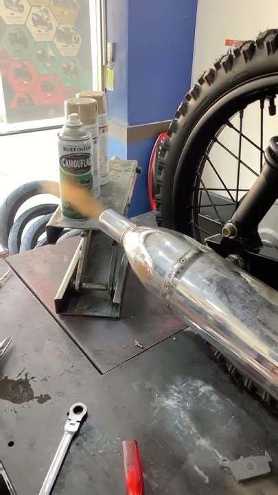 오토바이 빨간 연기 Youtube