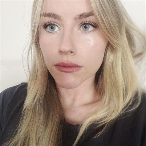 Isabelle на Couchsurfing Couchsurfing