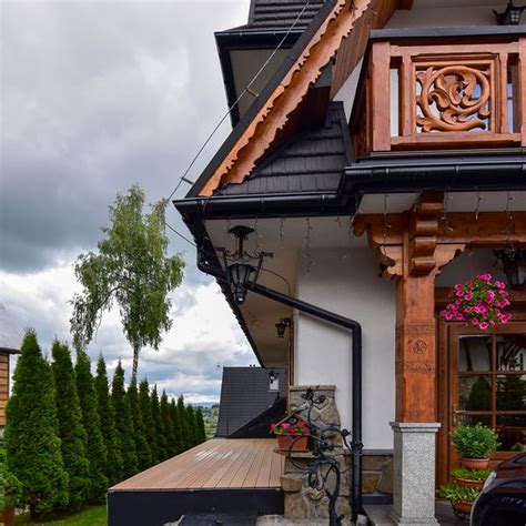 Deska tarasowa BERGDECK B Szczotkowana Wild Teak m YUTRA Kreuj przestrzeń